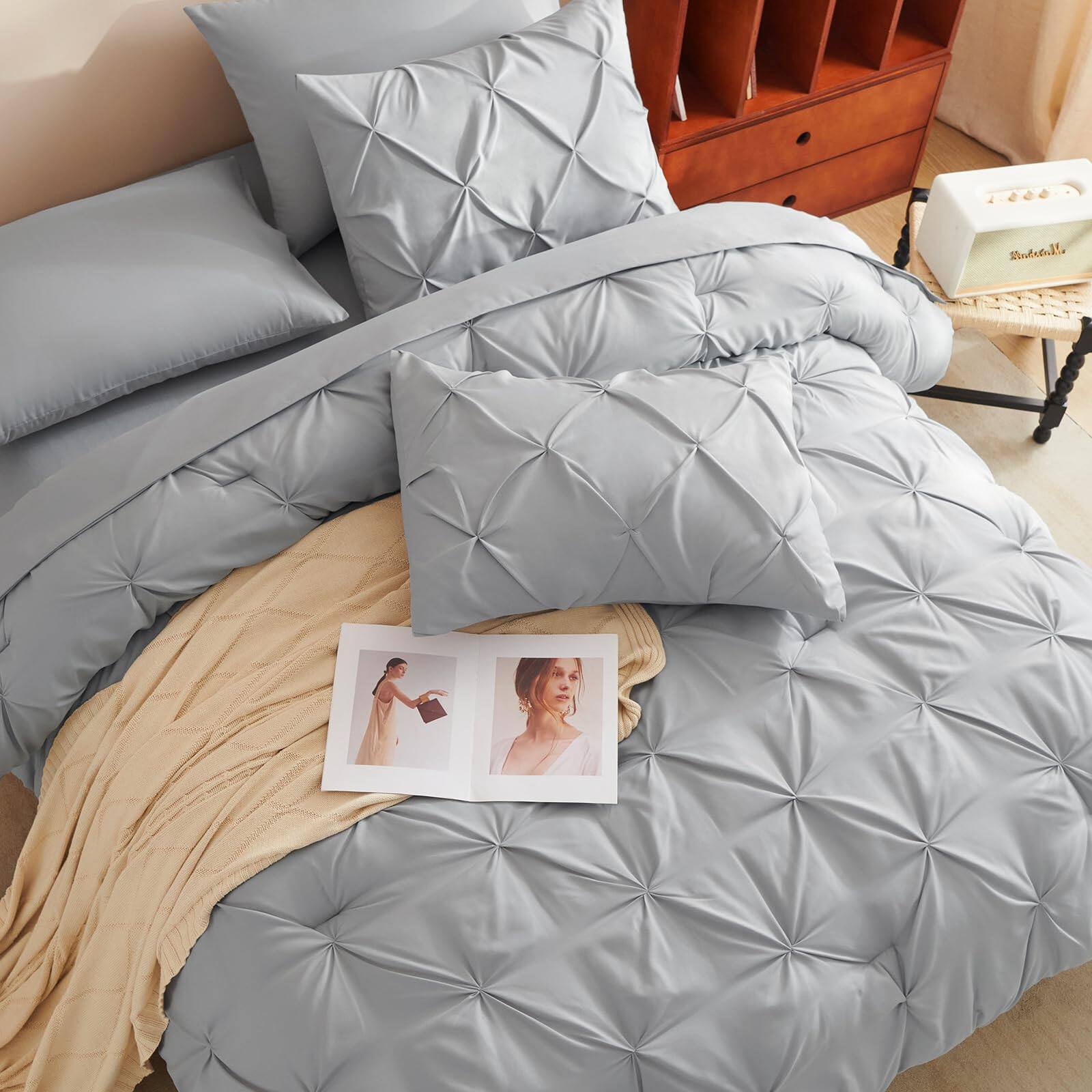 Paradigms Interiors Comforter Set 7 Pieces Bed In A Bag Light Luxury ...