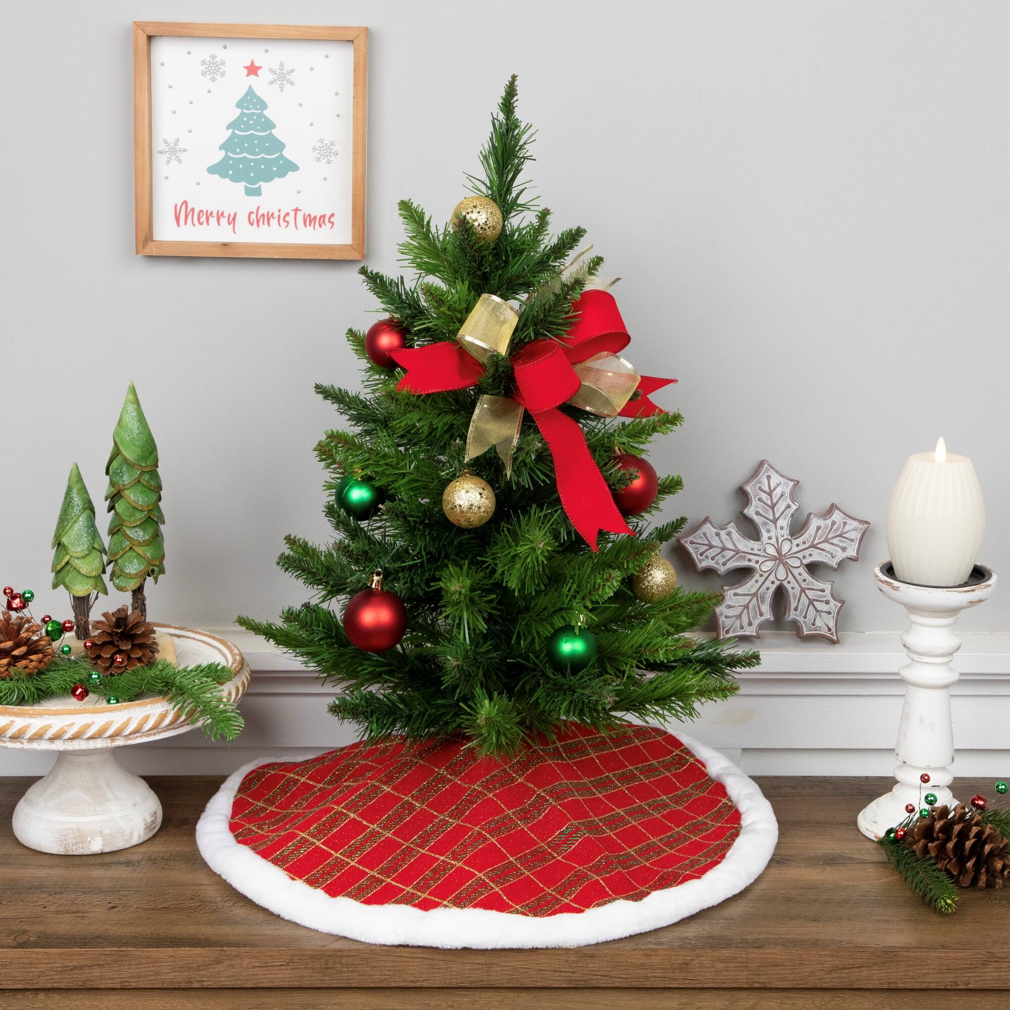 Christmas Northlight - Plaid Glittered Mini Tree Skirt - and Gold - 20 ...