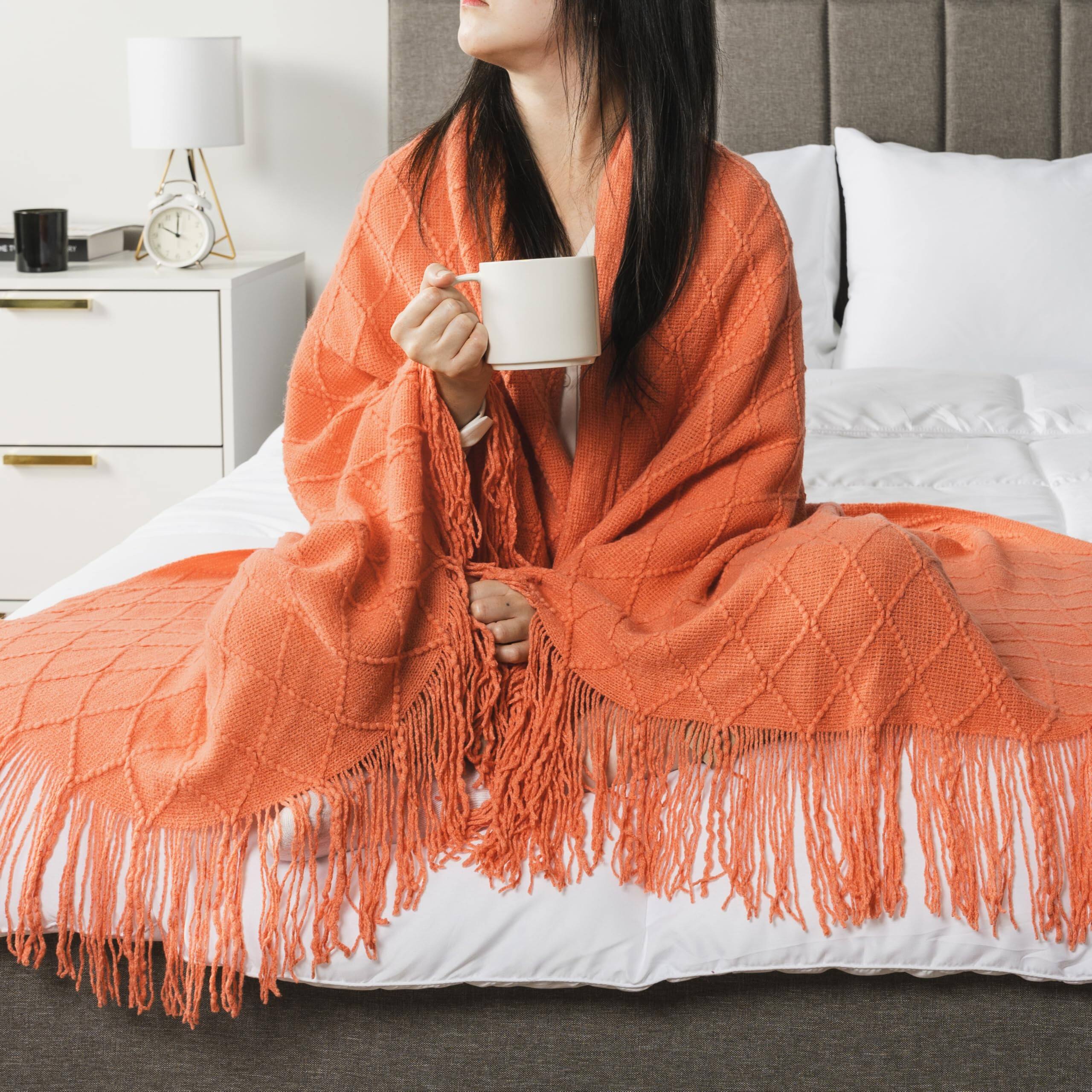 Paradigms Interiors Coral Knit Throw Blanket For Couch Bed Soft Knitted ...