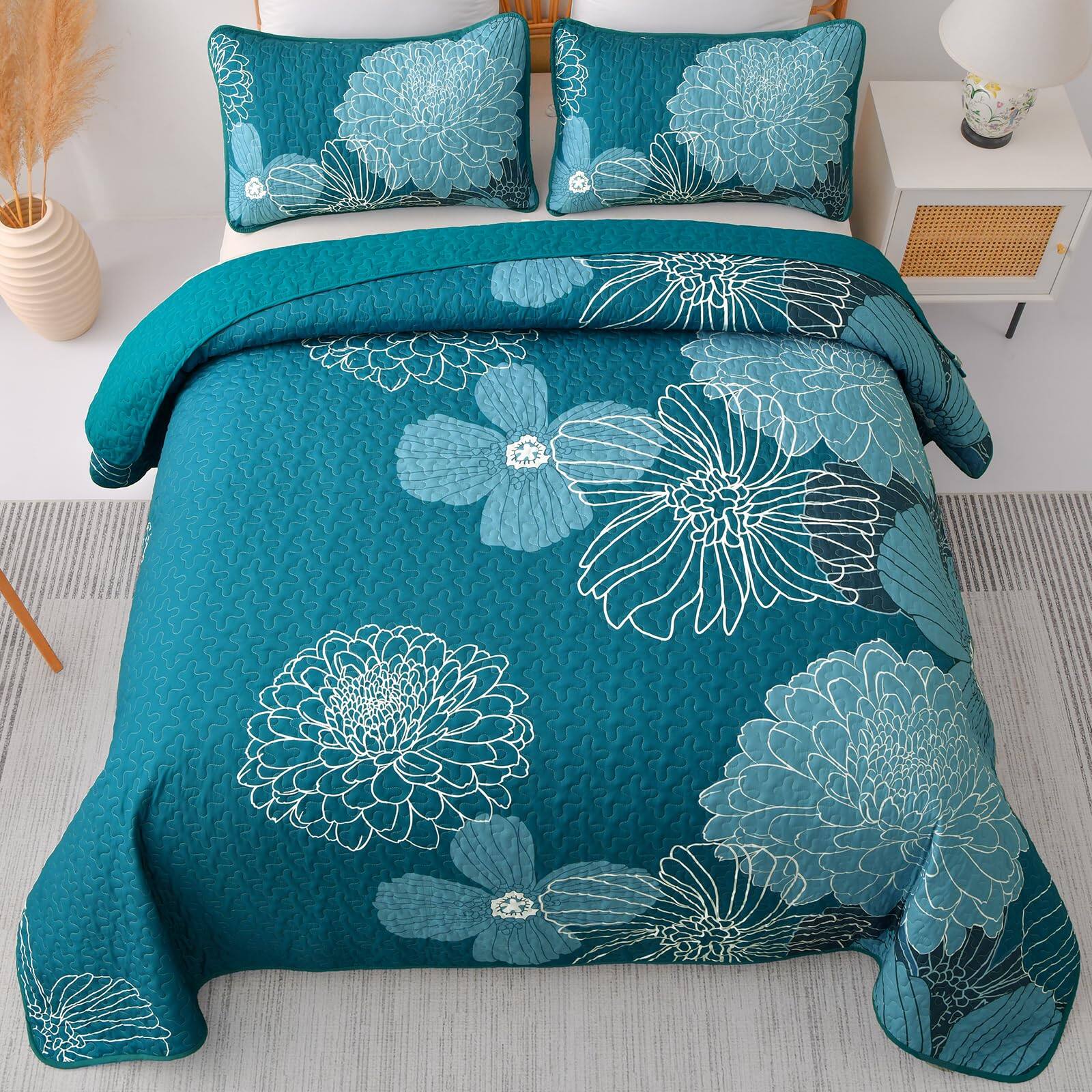 Comfort Essence King Quilt Sets Floral Pattern Bedding Set 3 Pieces ...