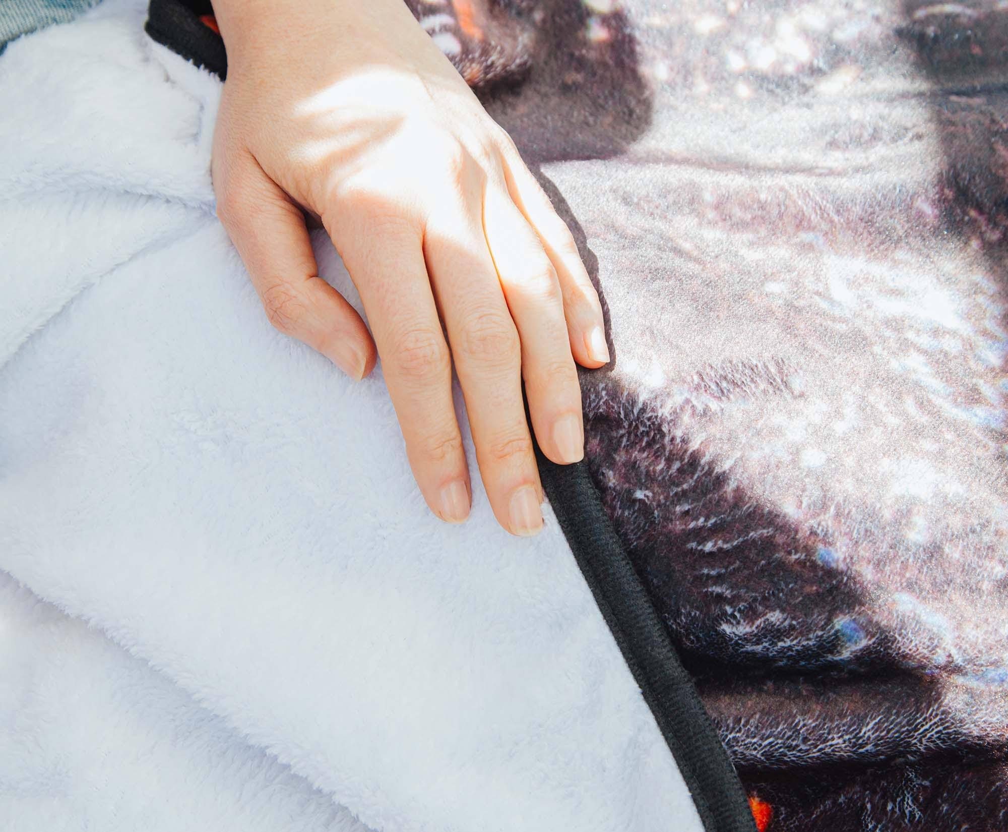 Surreal Entertainment Godzilla: Son of Godzilla Fleece Throw Blanket ...