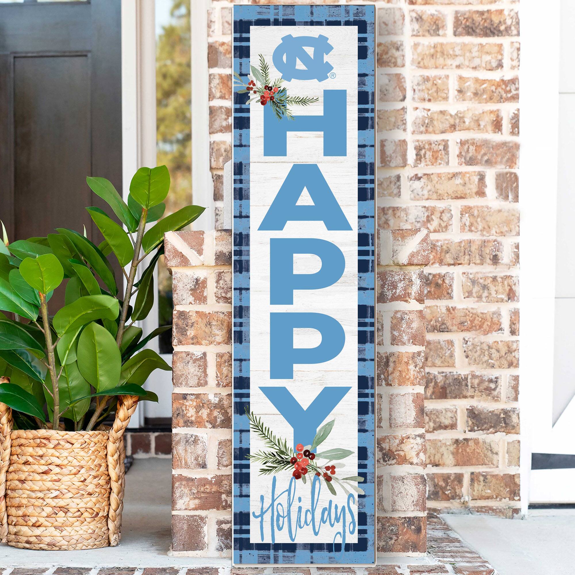 Jardine North Carolina Tar Heels 12'' x 48'' Happy Holidays Outdoor ...