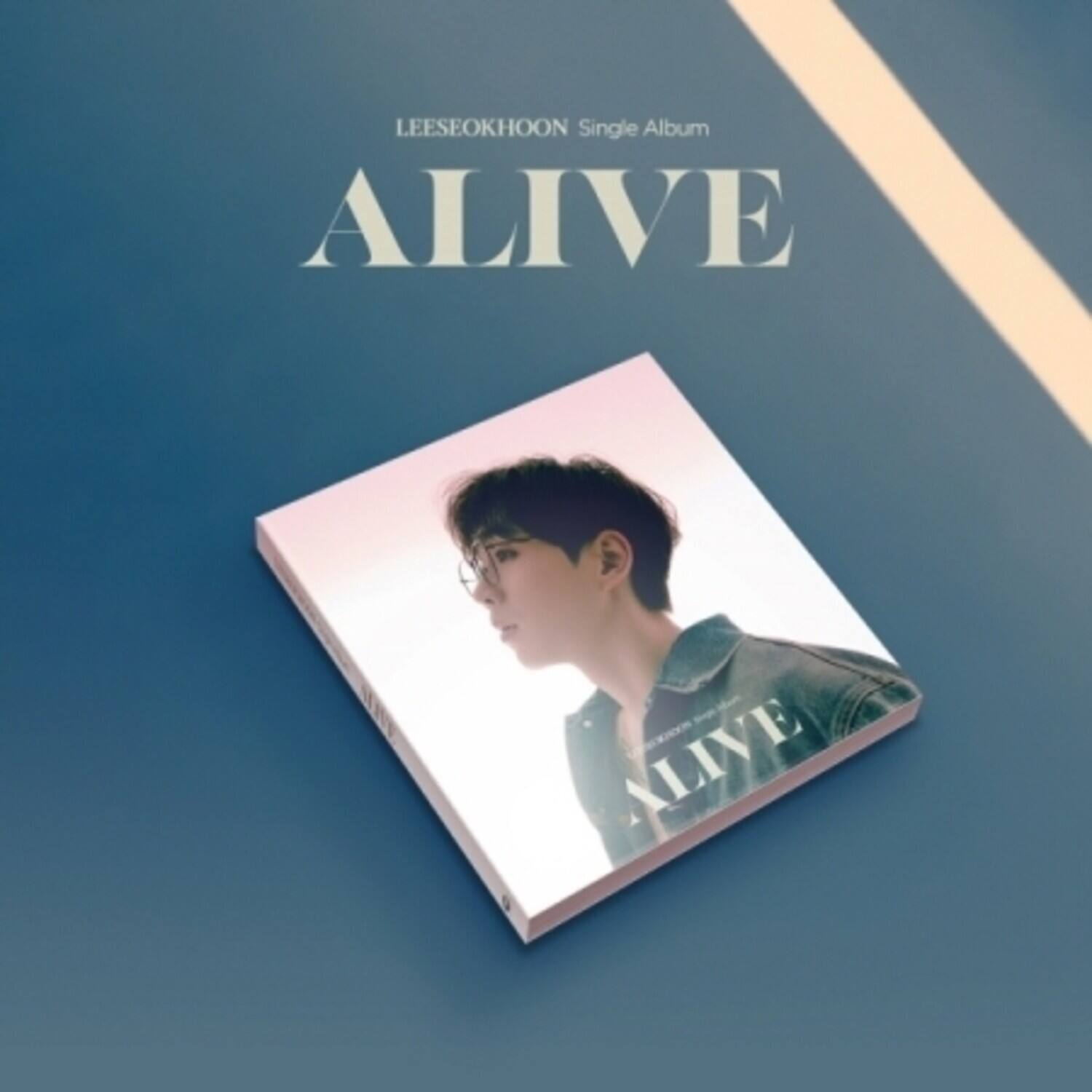 Lee Seokhoon Alive incl. 76pg Photobook, Photocard, Square Postcard ...