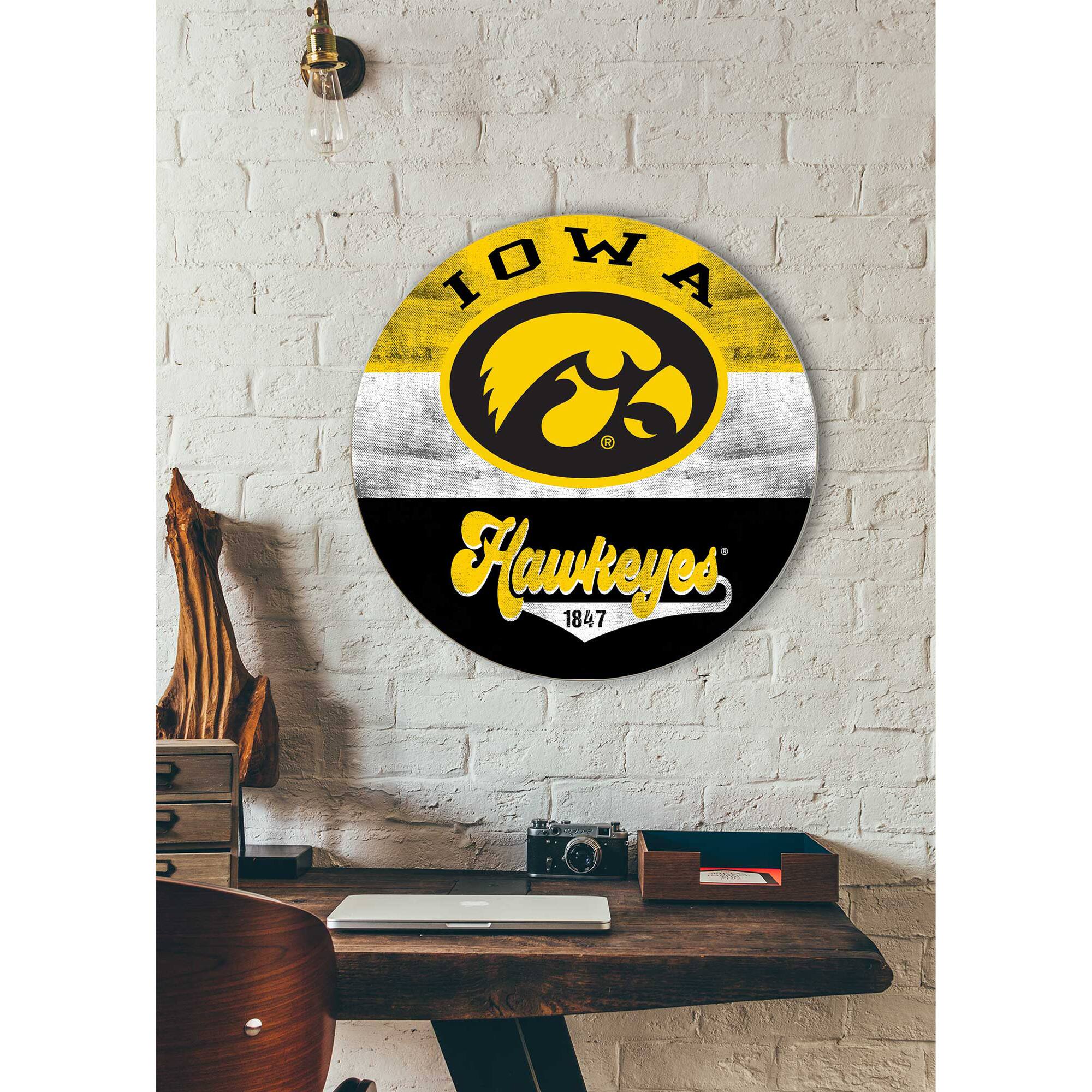Jardine Iowa Hawkeyes 20'' x 20'' Retro Logo Circle Sign Yellow 4939660 ...
