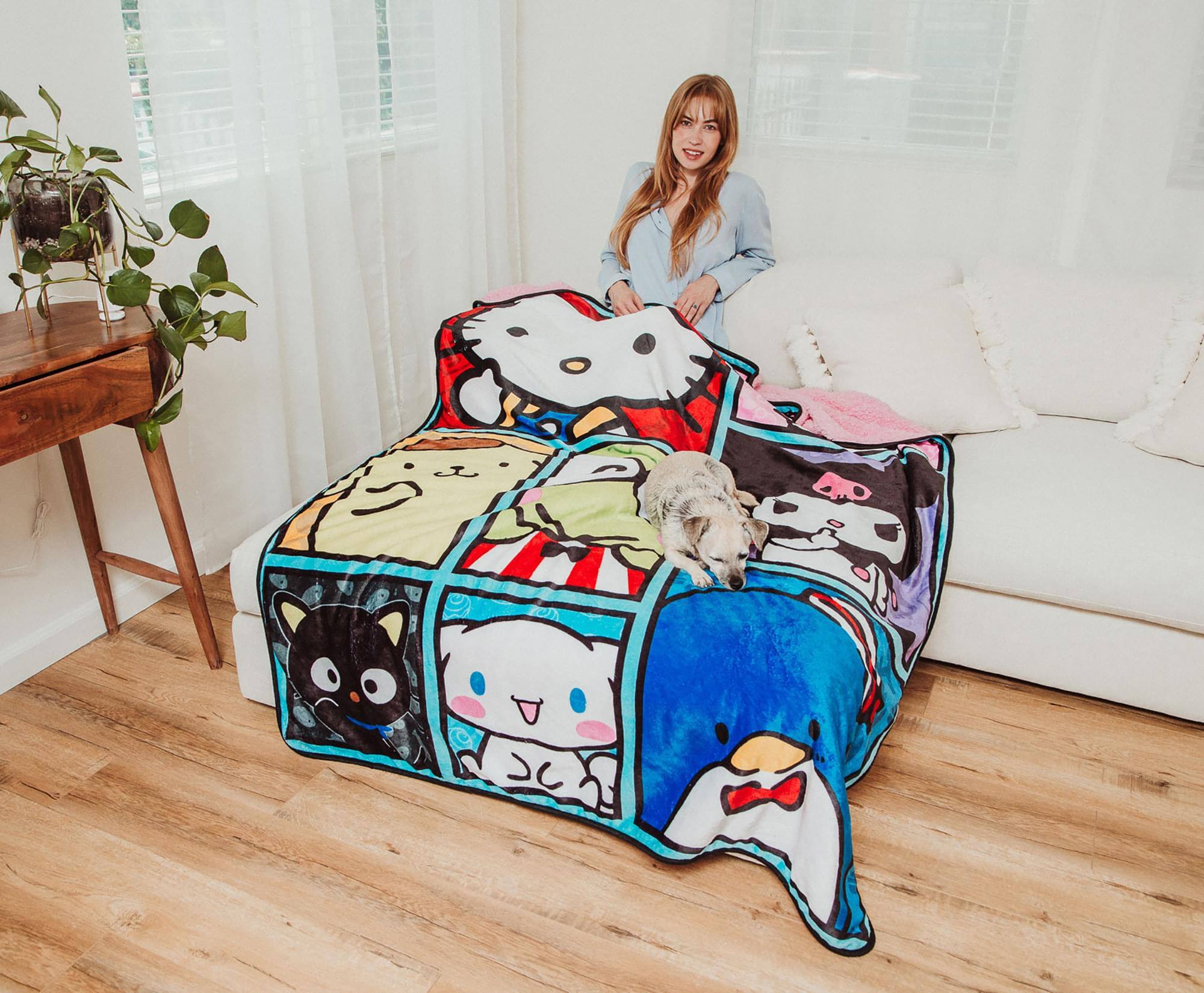 Surreal Entertainment Sanrio Hello Kitty And Friends Oversized Sherpa ...
