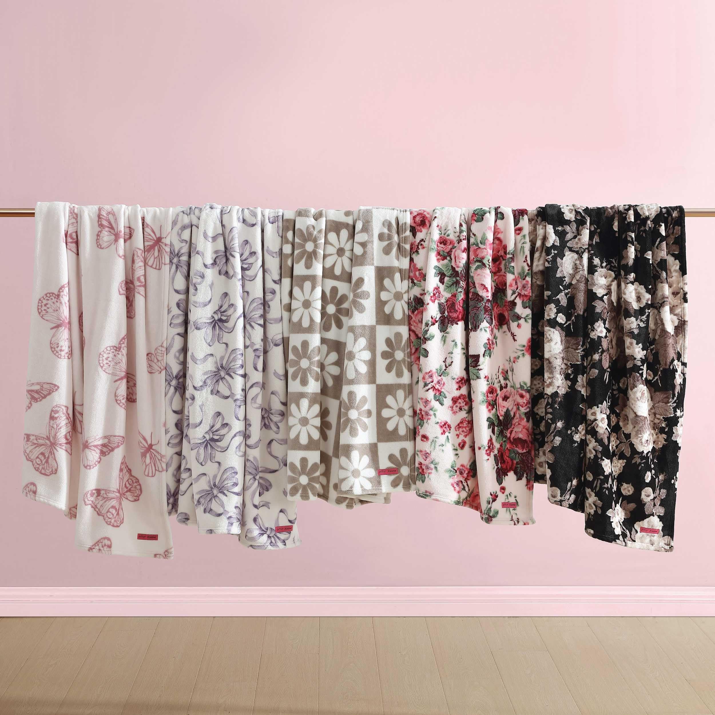 Dapper Styles Blanket Ultra soft Plush Bedding Warm Cozy Oversized Room ...