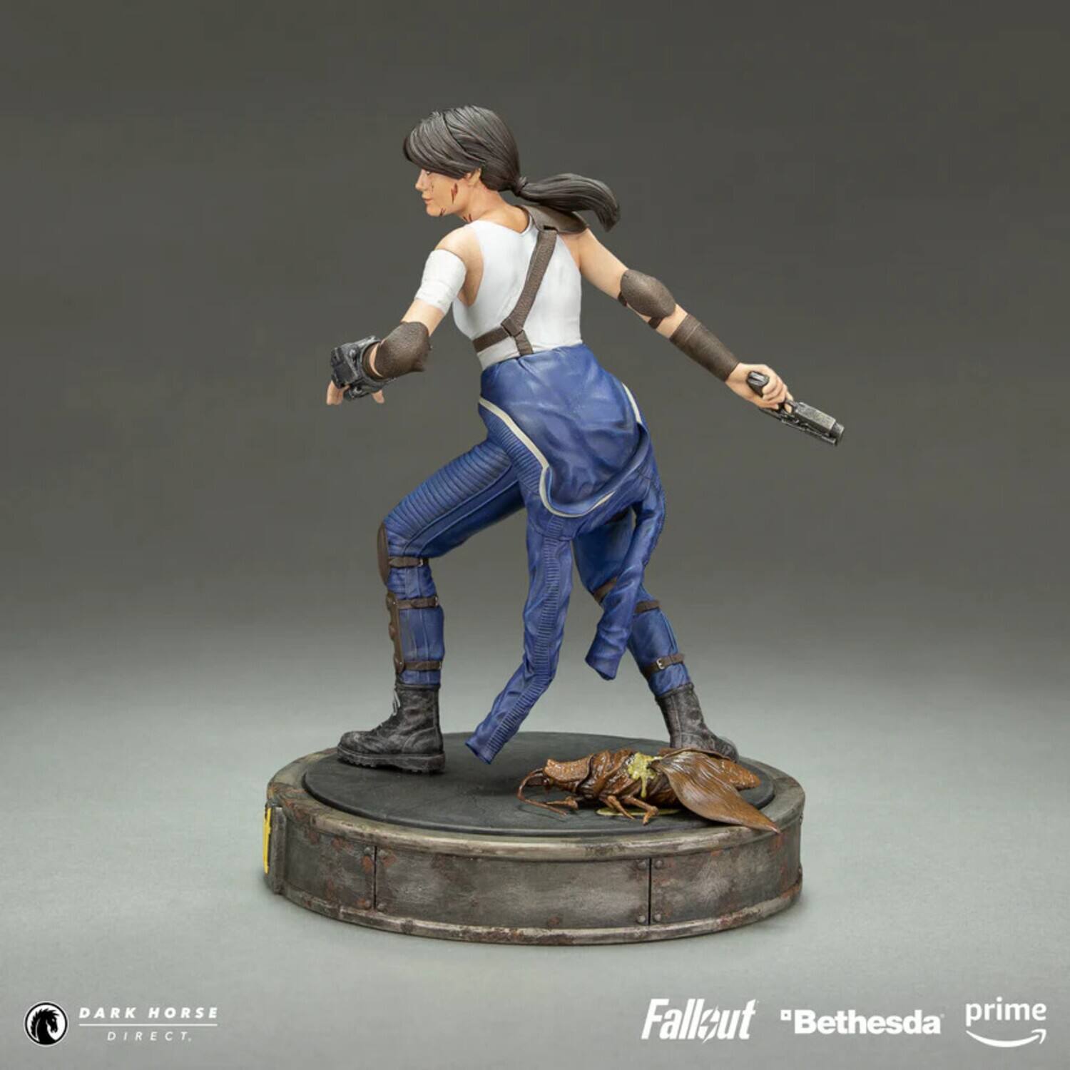 Dark Horse Comics Dark Horse Fallout (Amazon): Lucy Figure Collectibles ...