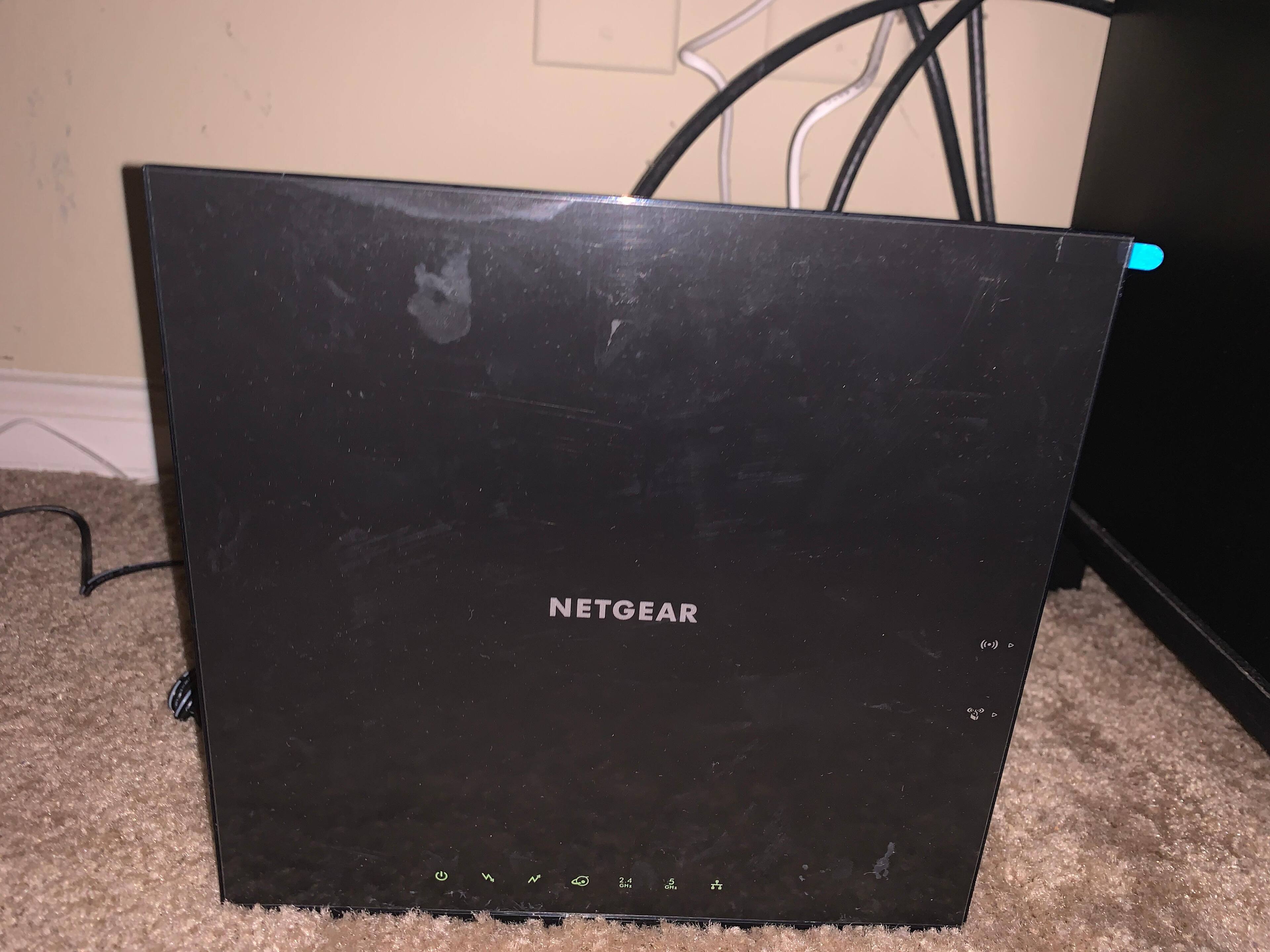 Best Buy: NETGEAR Dual-Band AC1600 Router with 16 x 4 DOCSIS 3.0 Cable ...