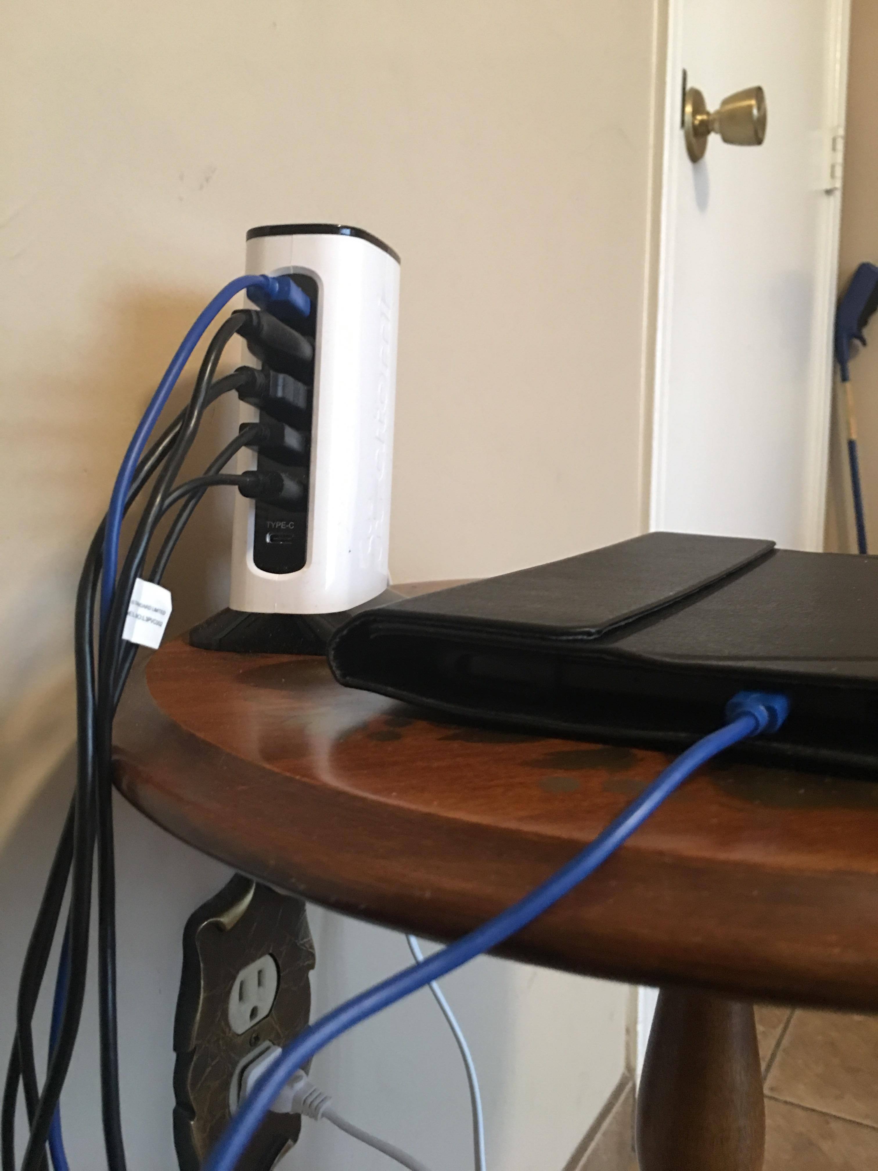 Best Buy: atomi Power Adapter White AT1081