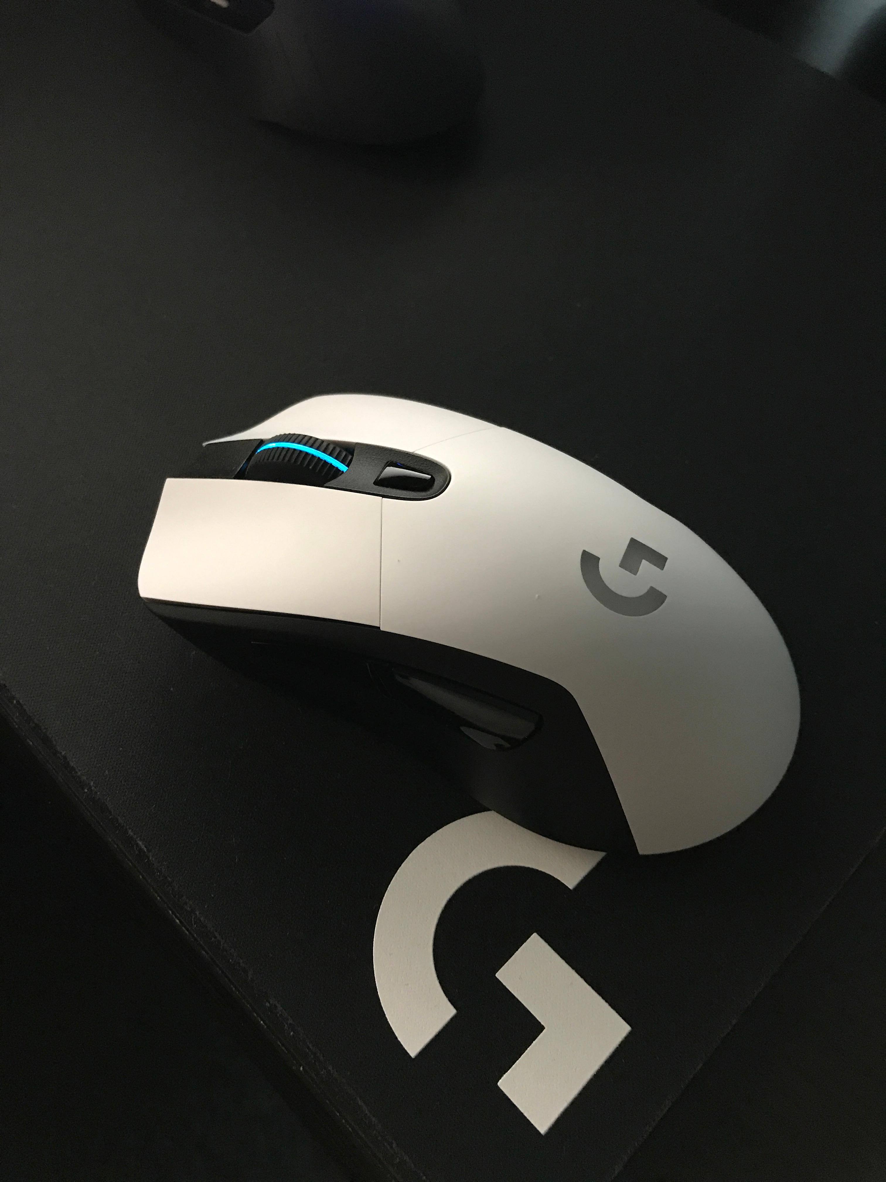 Best Buy: Logitech G703 Wireless Optical Gaming Mouse with RGB Lighting Black 910-005091