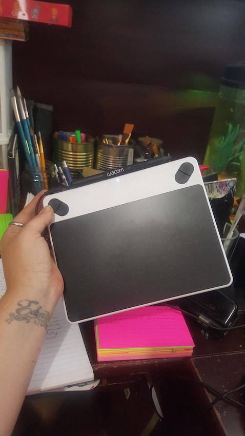 Best Buy: Wacom Intuos Draw Creative Small Pen Tablet White CTL490DW