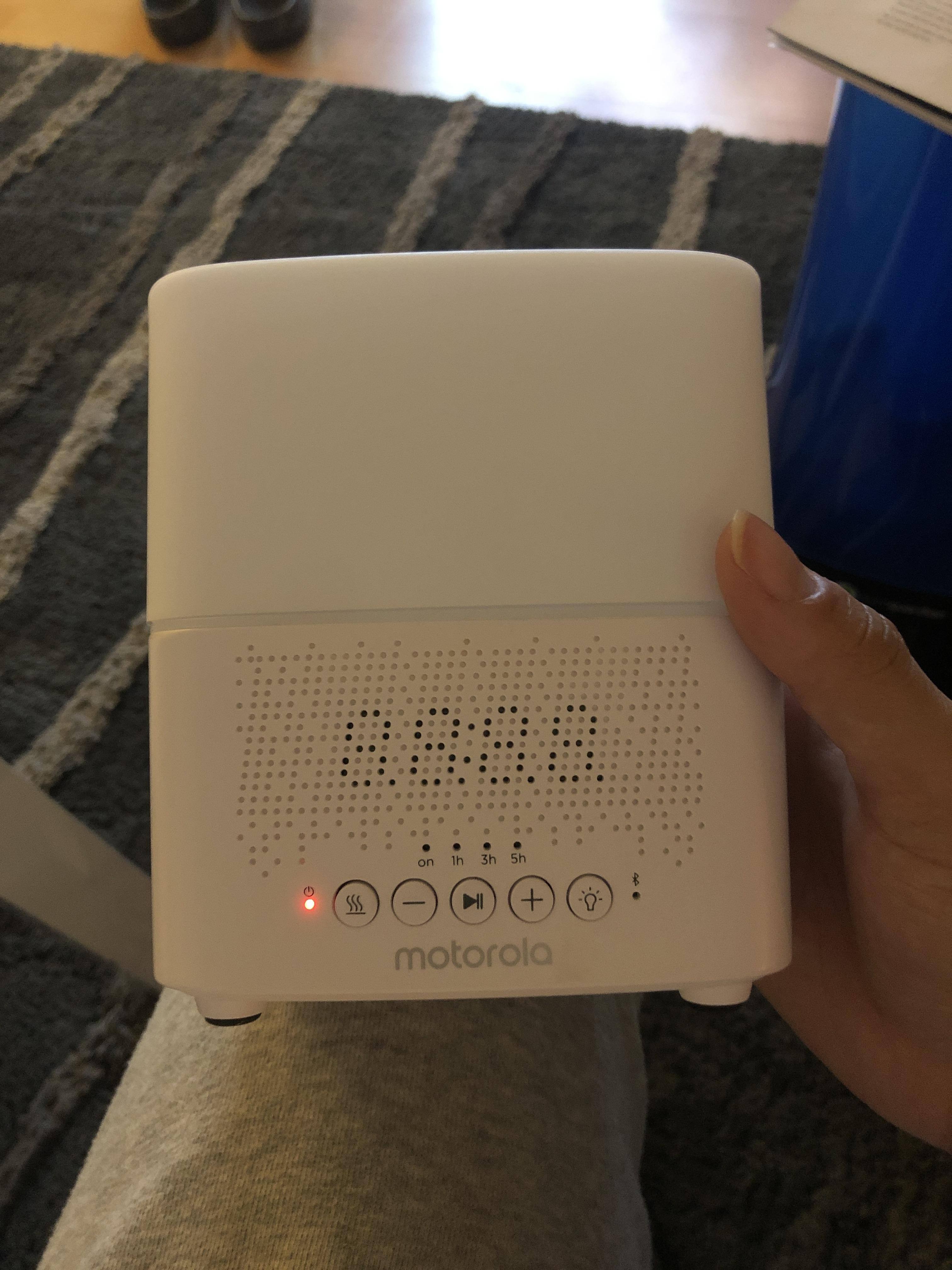 Best Buy: Motorola 5 in 1 Humidifier, 1 Gallon White ST600