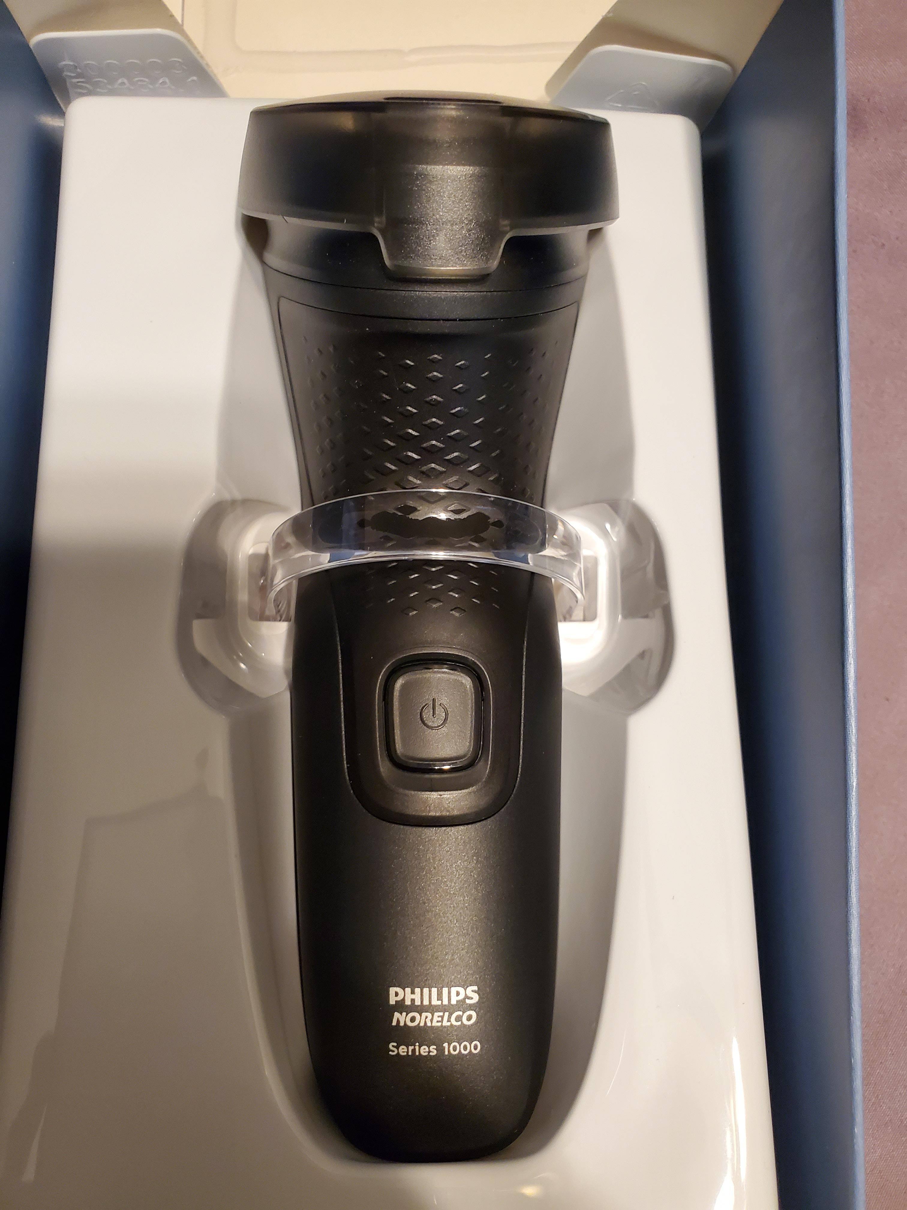 Philips Norelco 1100 series Electric Shaver Deep Black S1015/81US ...