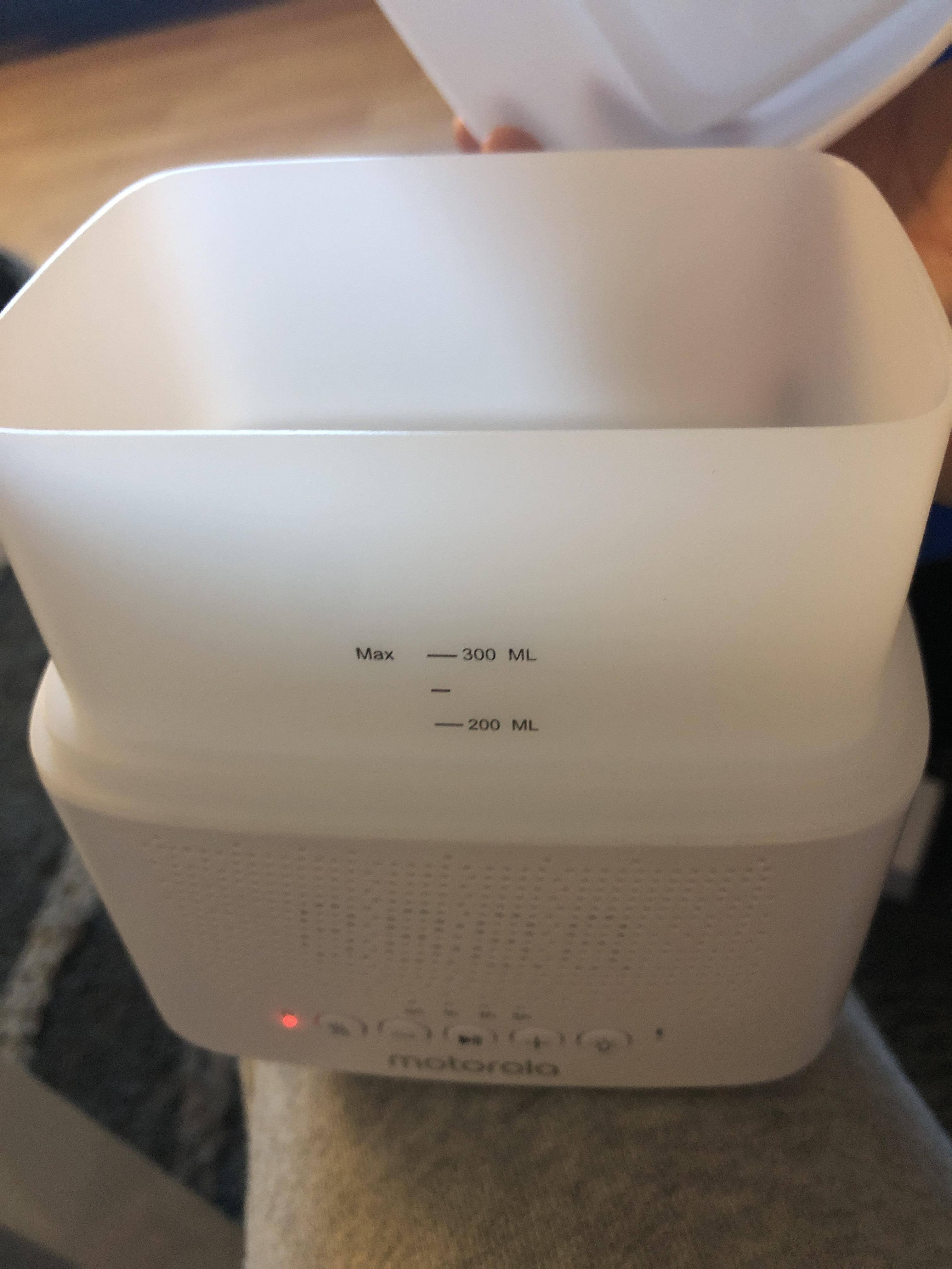 Best Buy: Motorola 5 in 1 Humidifier, 1 Gallon White ST600