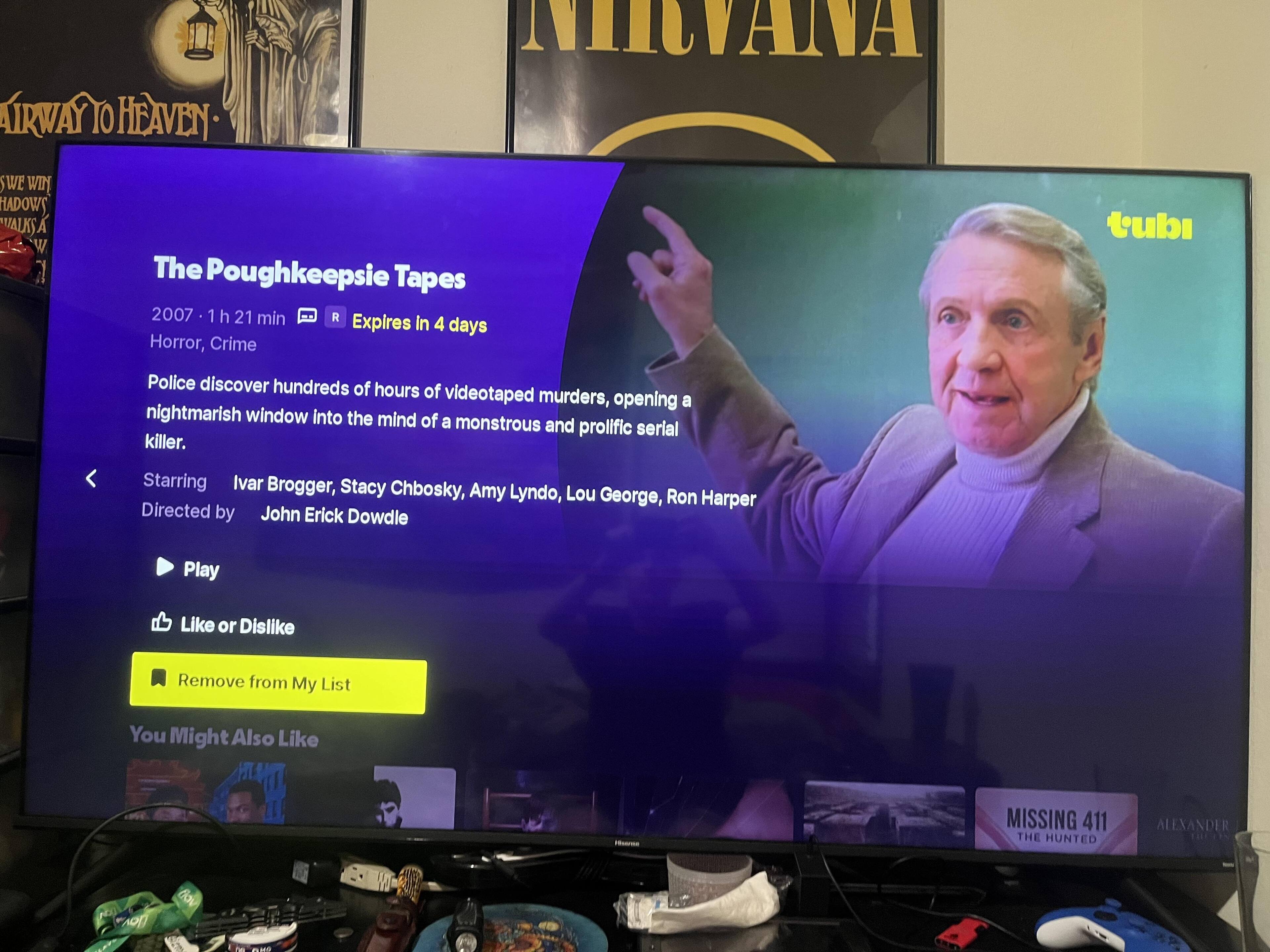 Best Buy: Hisense 65" Class R6G Series LED 4K UHD Smart Roku TV 65R6G