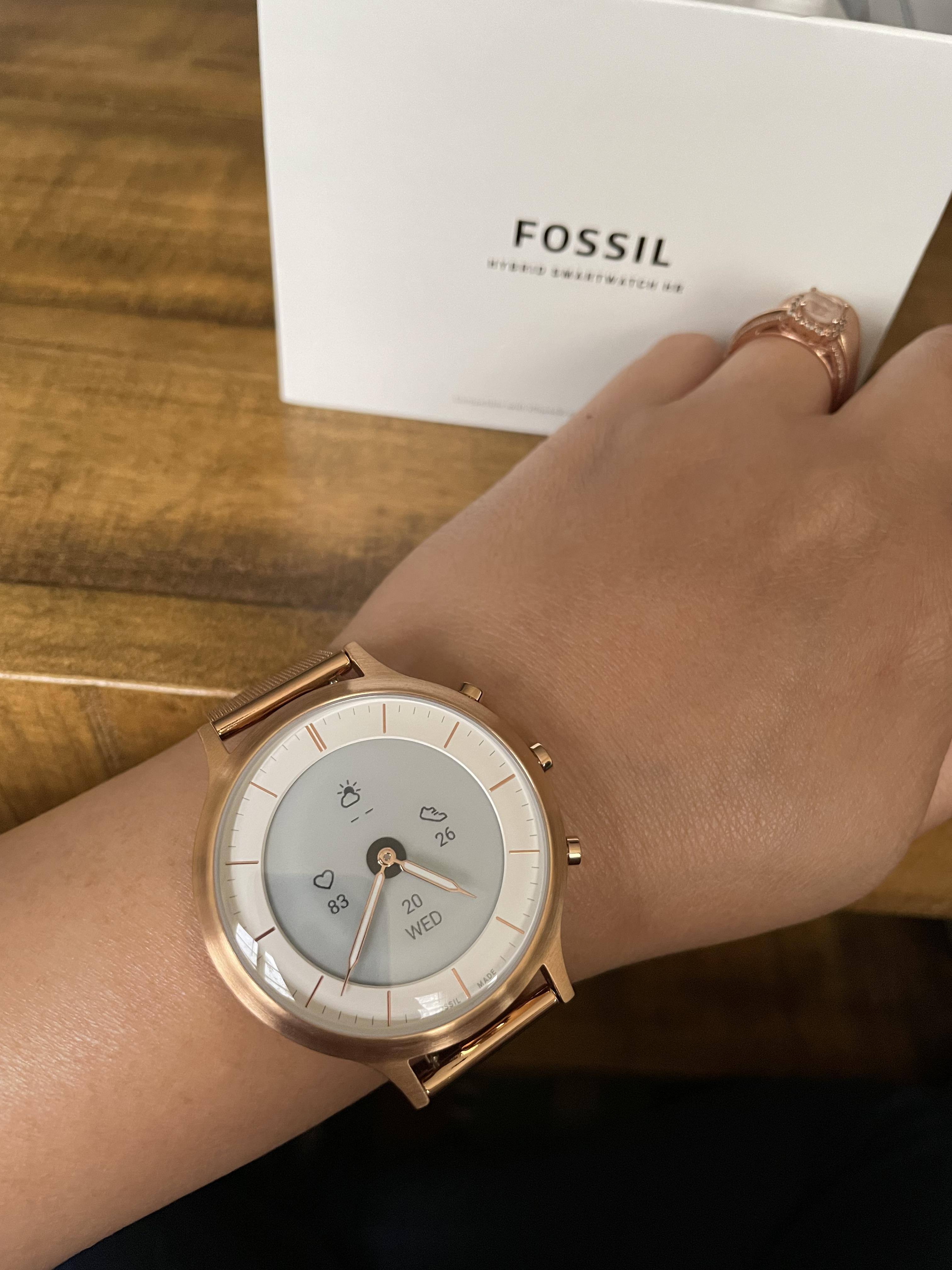 Best Buy: Fossil Hybrid HR Smartwatch 42mm Black FTW7010