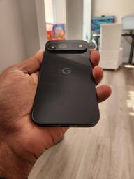 Google Pixel 9 256GB (Unlocked) Obsidian GA05842-US - Open Google Pixel 9 256GB (Unlocked) Obsidian GA05842-US - Open
