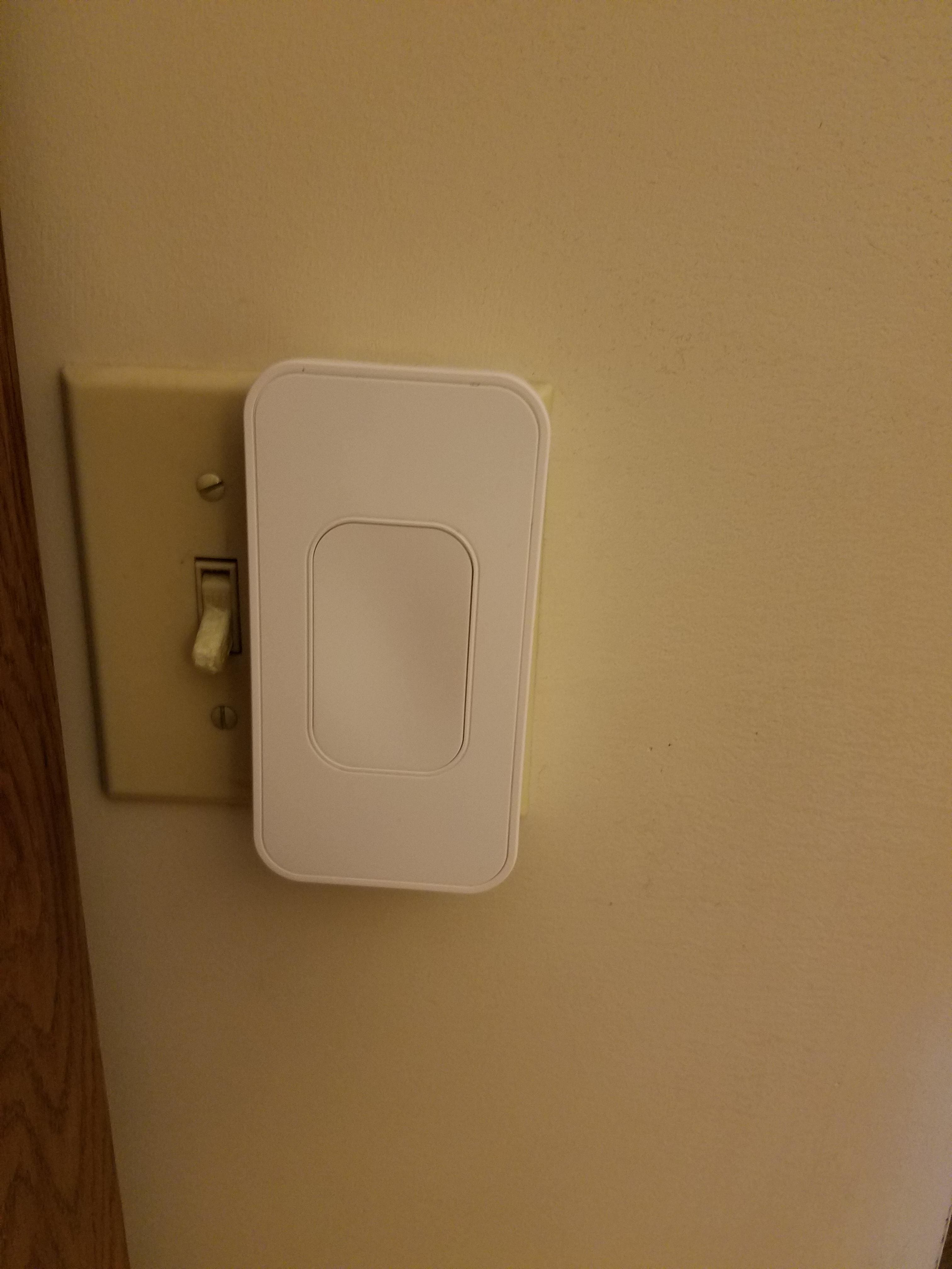 Best Buy: Switchmate Toggle Wireless Smart Switch White TSM001W