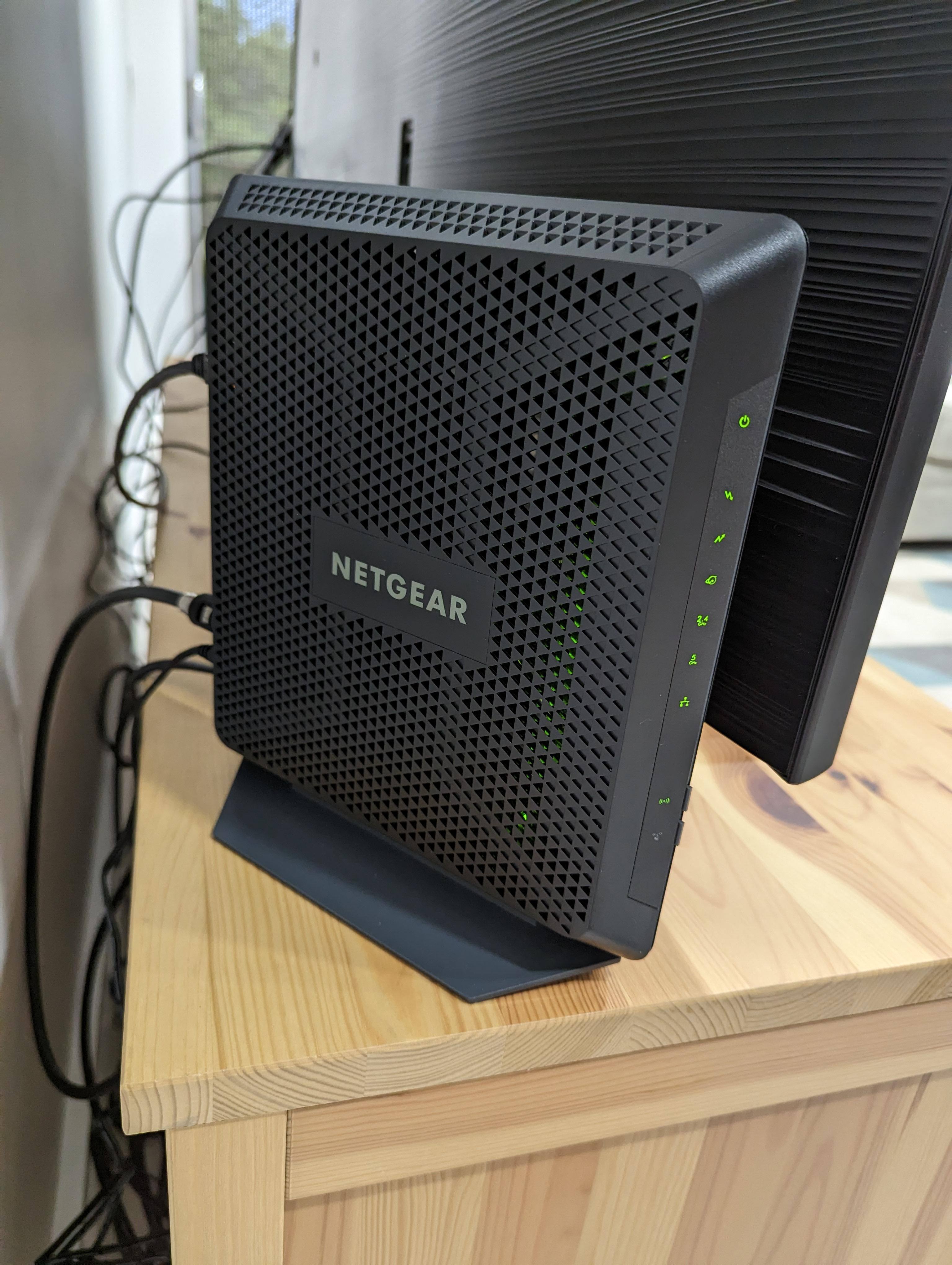 Customer Reviews: NETGEAR Nighthawk AC1900 Router with DOCSIS 3.0 Cable ...