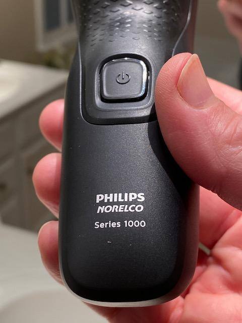 Philips Norelco 1100 series Electric Shaver Deep Black S1015/81US ...