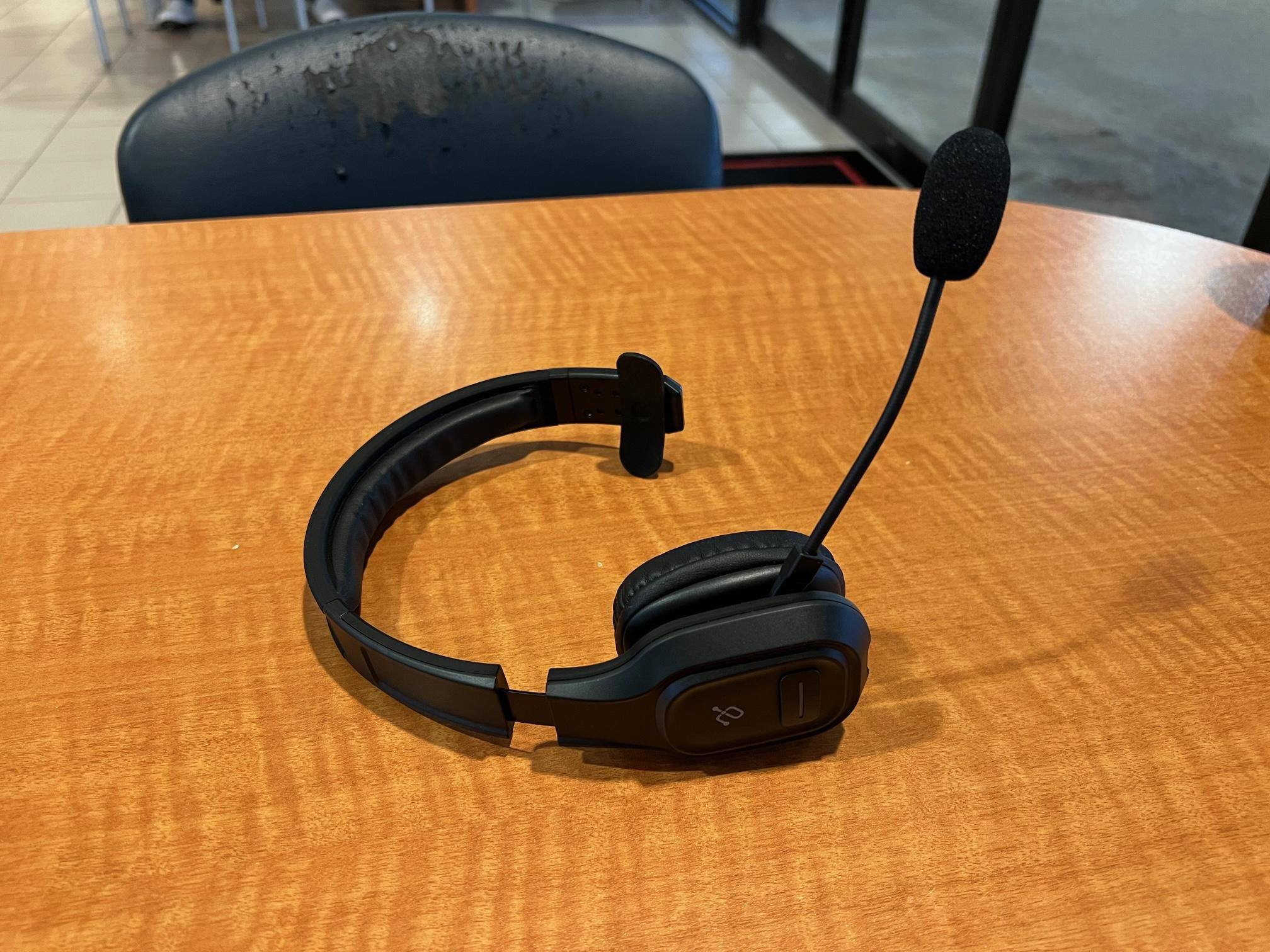 Best Buy: Aluratek Wireless Bluetooth Headset with Boom Mic for video ...