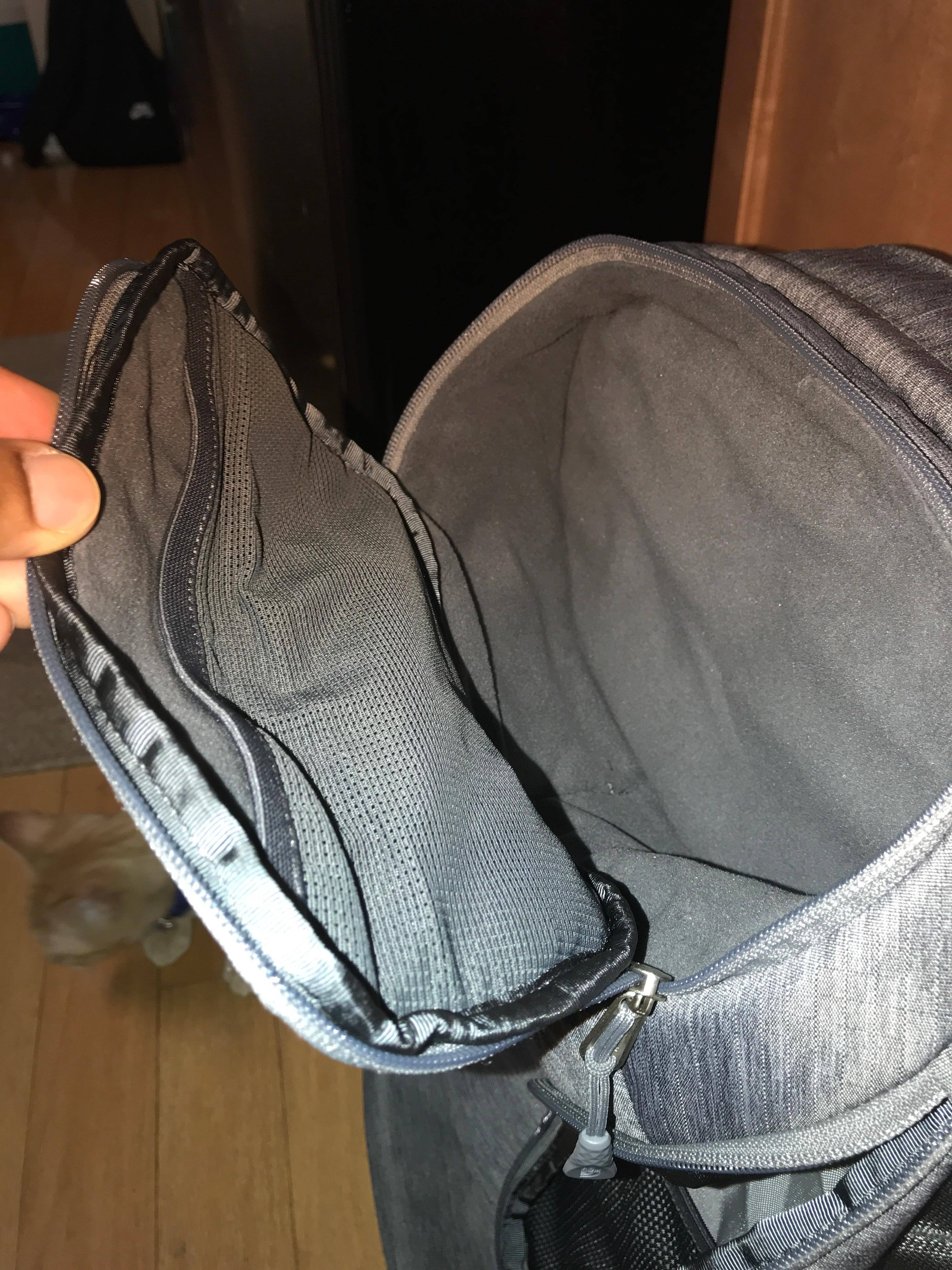 Best Buy: The North Face Mainframe Laptop Backpack Dark Gray Heather ...