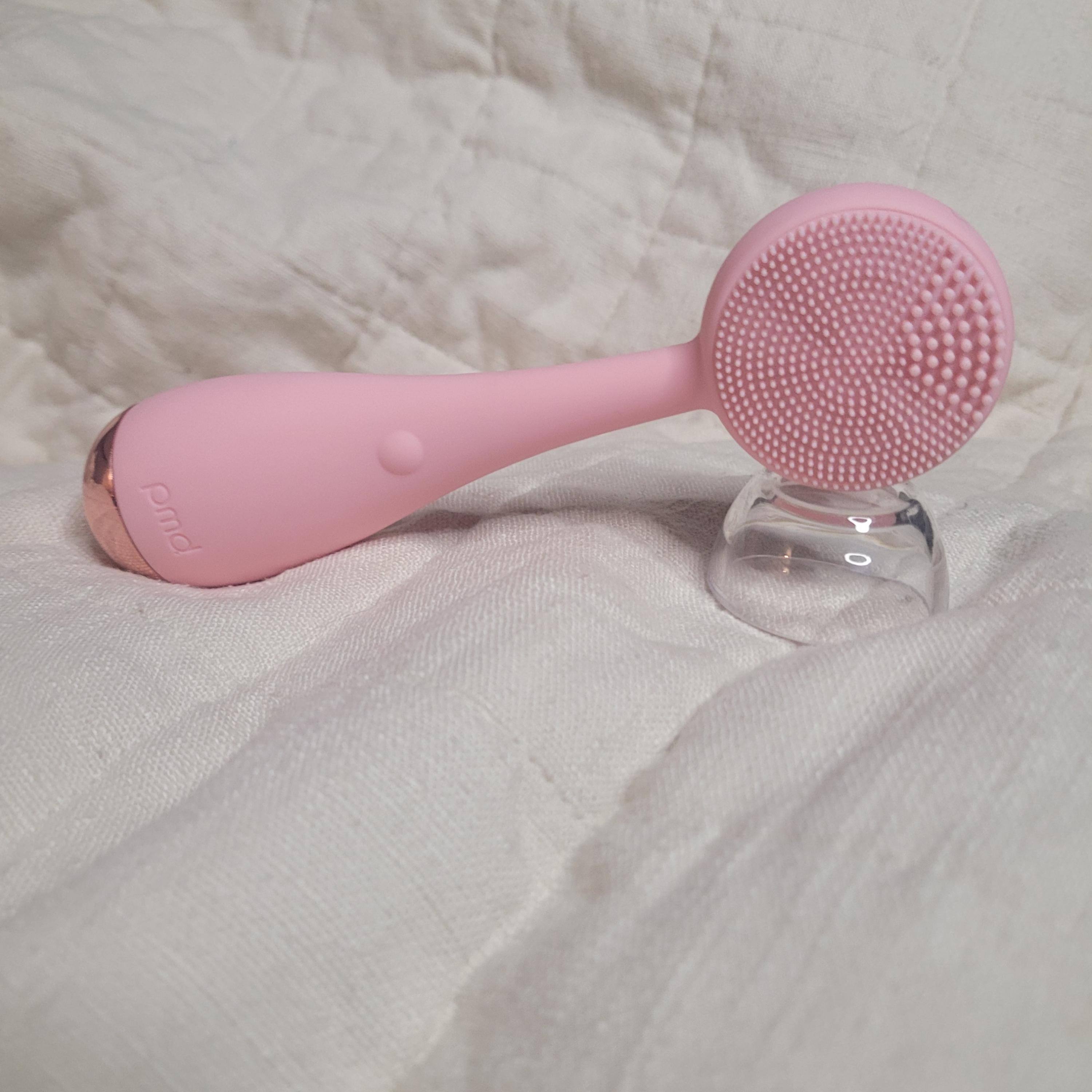 PMD Beauty Clean Facial Cleansing Device Lime 4001-Lime PMD Beauty Clean Facial Cleansing Device Lime 4001-Lime