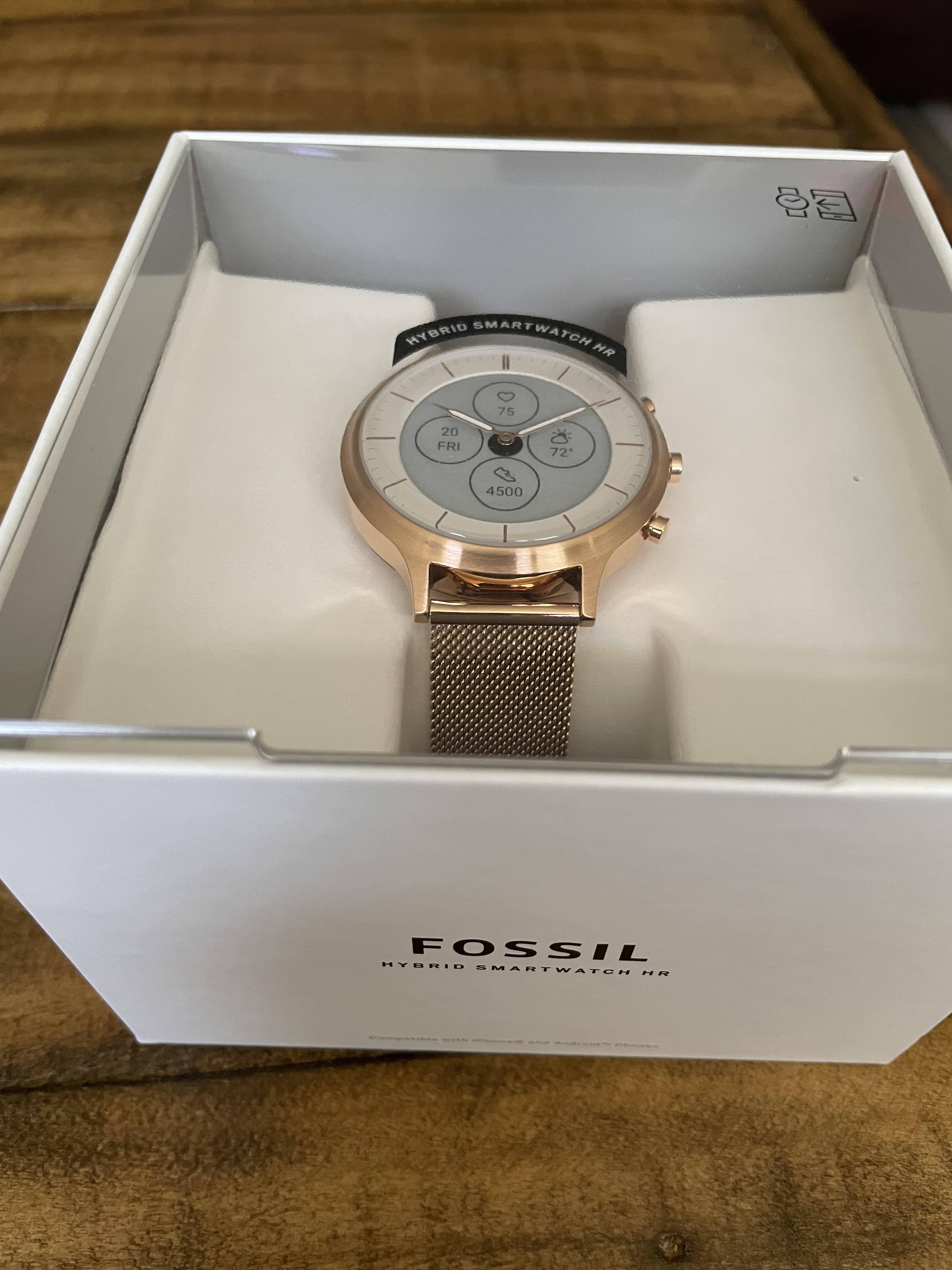 Best Buy: Fossil Hybrid HR Smartwatch 42mm Black FTW7010