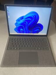 Microsoft Surface Laptop 4 13.5” Touch Screen AMD Ryzen 5 Microsoft Surface Laptop 4 13.5” Touch Screen AMD Ryzen 5