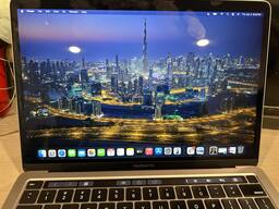 Apple Geek Squad Certified Refurbished MacBook Pro 13 Apple Geek Squad Certified Refurbished MacBook Pro 13