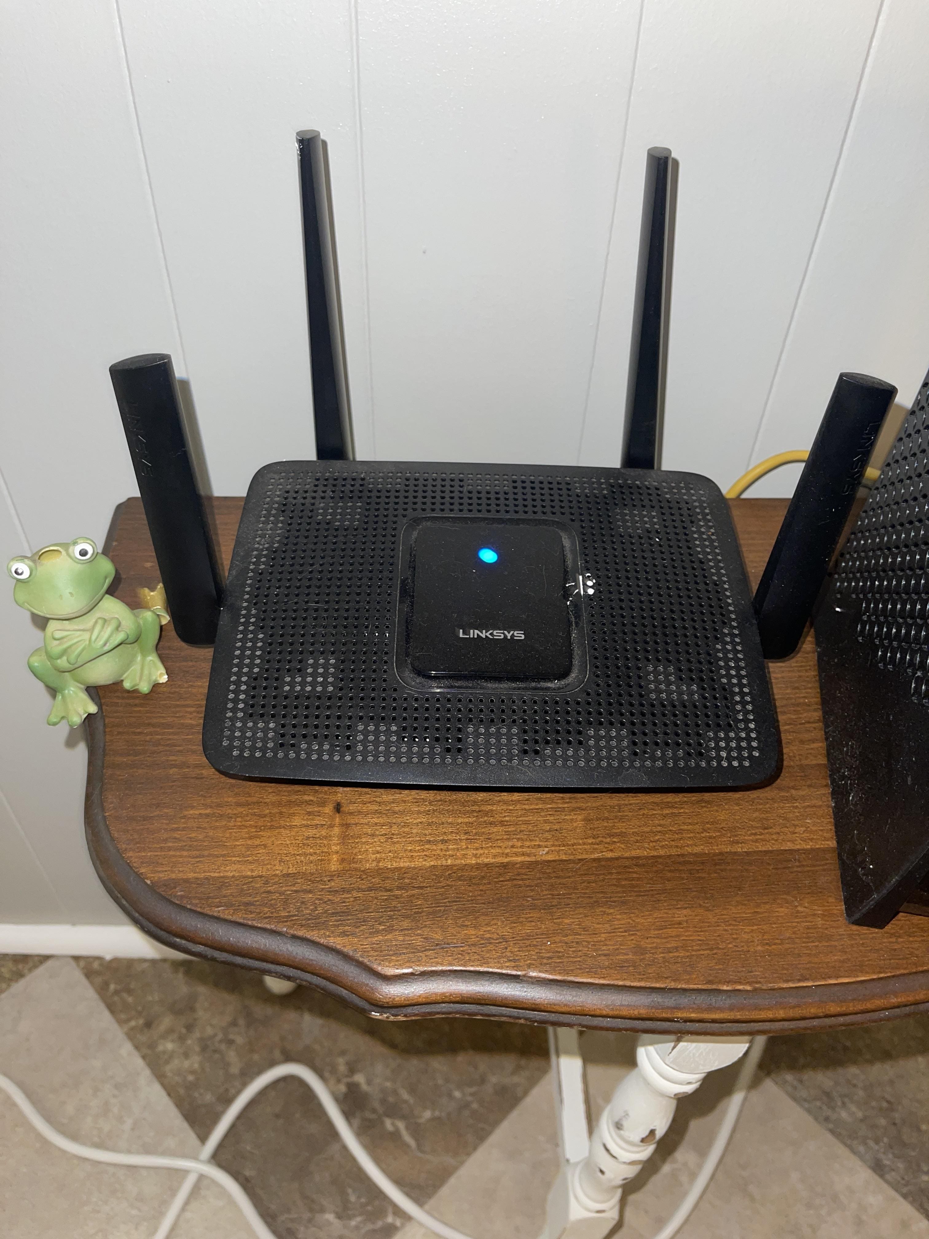 Best Buy: Linksys Max-Stream AC3000 Tri-Band Mesh Wi-Fi 5 Router Black ...