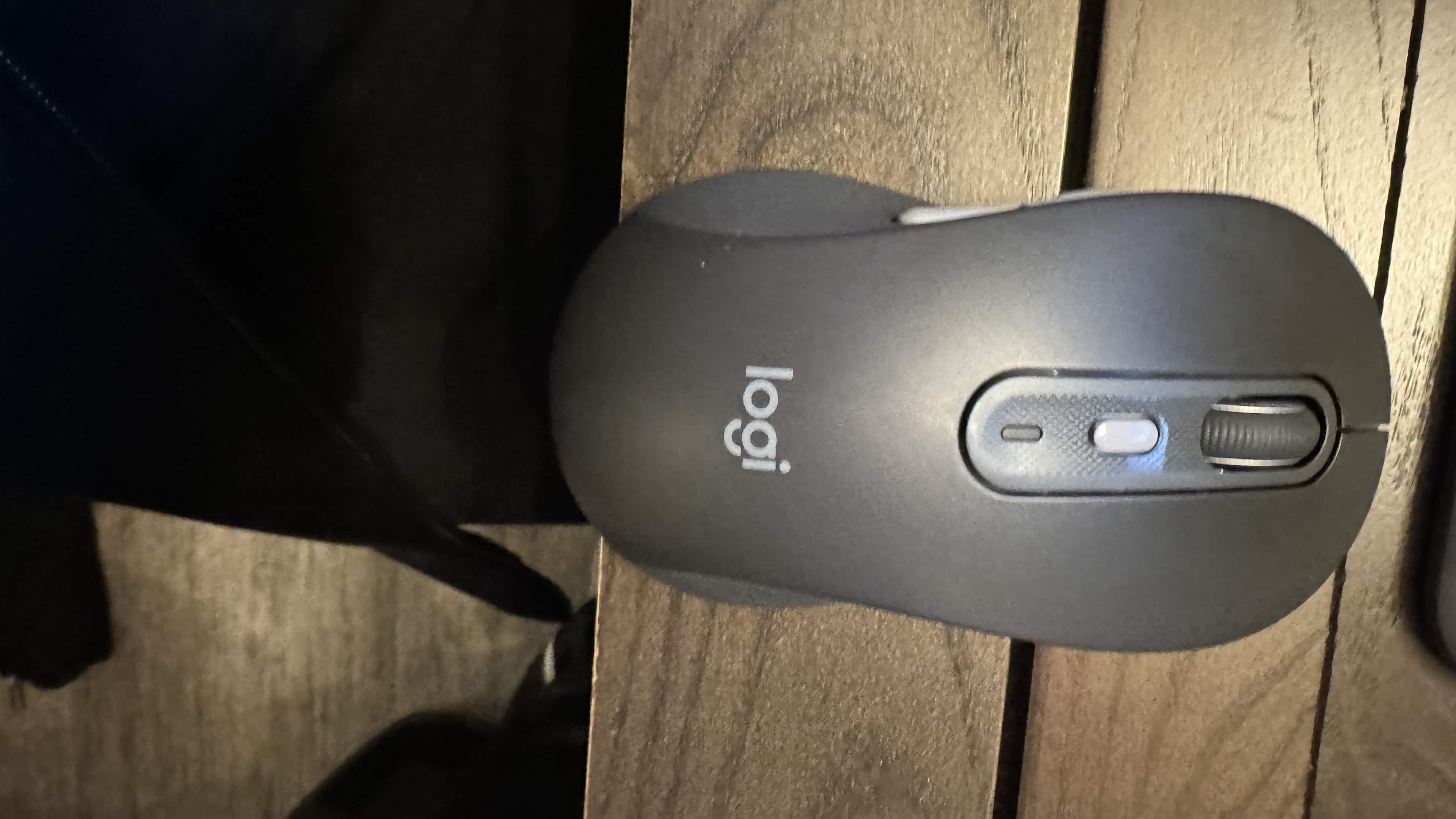 Customer Reviews: Logitech MK955 Signature Slim Full-size Wireless ...