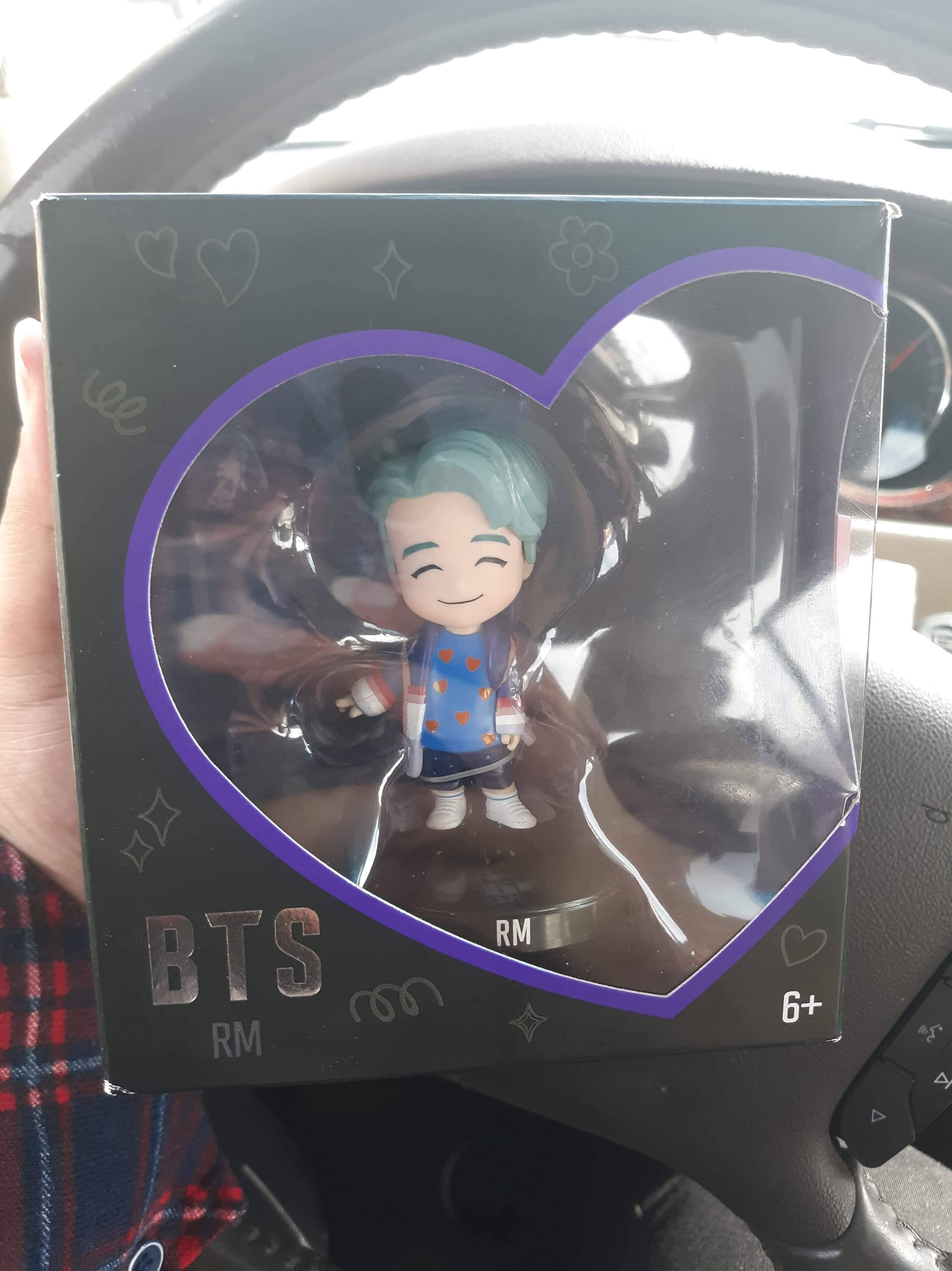 Best Buy: BTS Mini Vinyl Figure Styles May Vary GKH74
